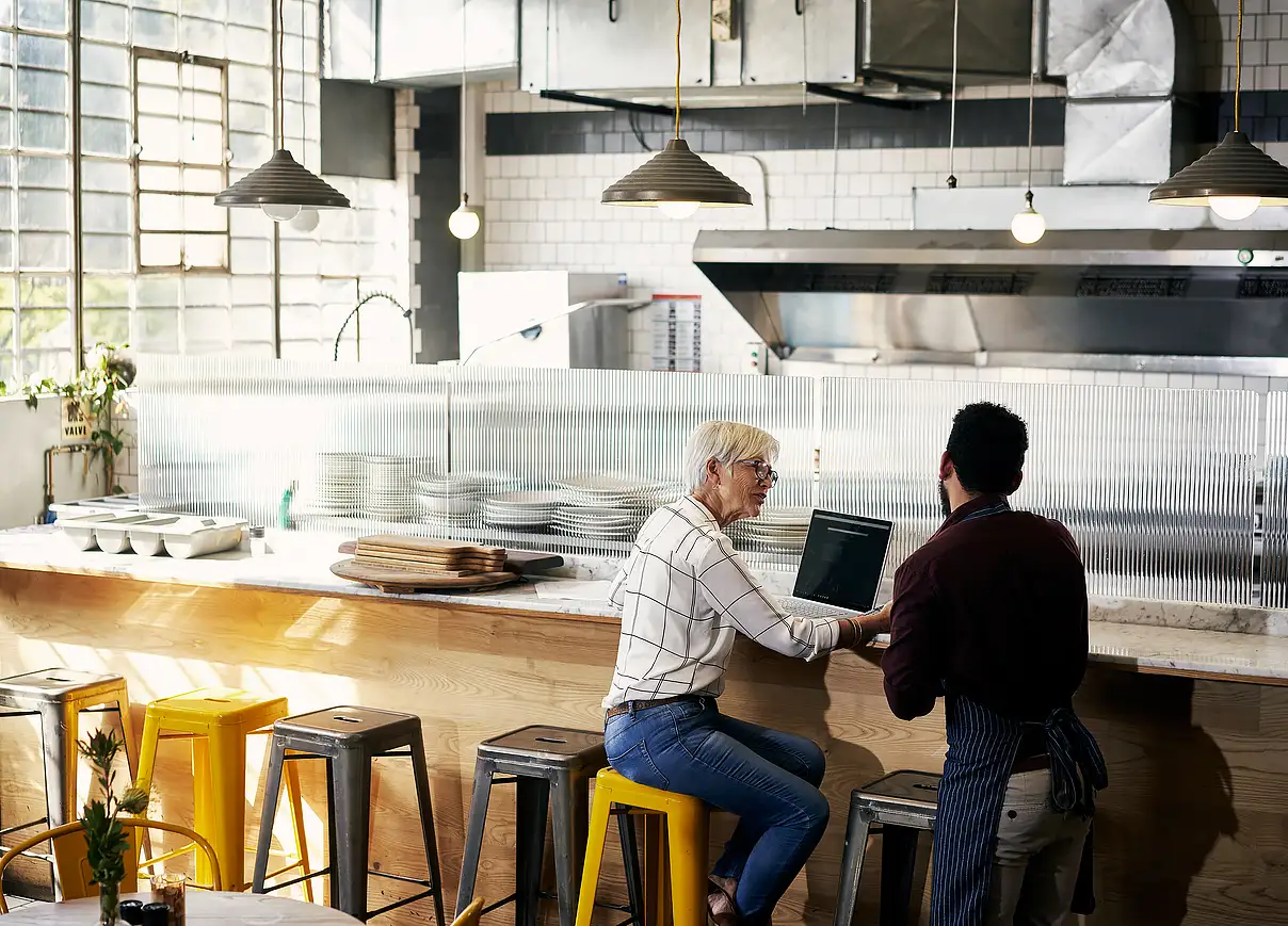 Restaurant Payroll Costs – Tips on How You Can Reduce Them